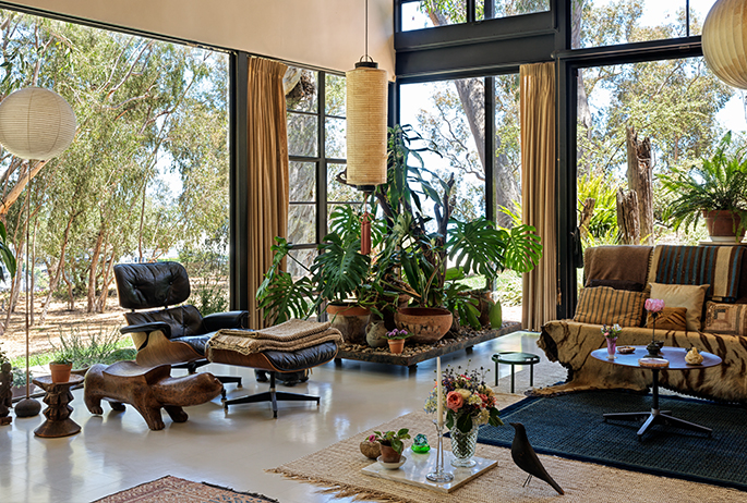 Eames House in Los Angeles: Architecture, Design, and a Rare Visit into ...
